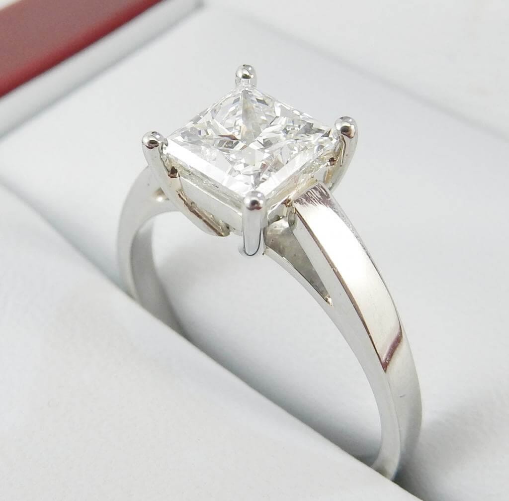Princess Diamond Solitaire Engagement Ring Style #4257 - DiamondNet